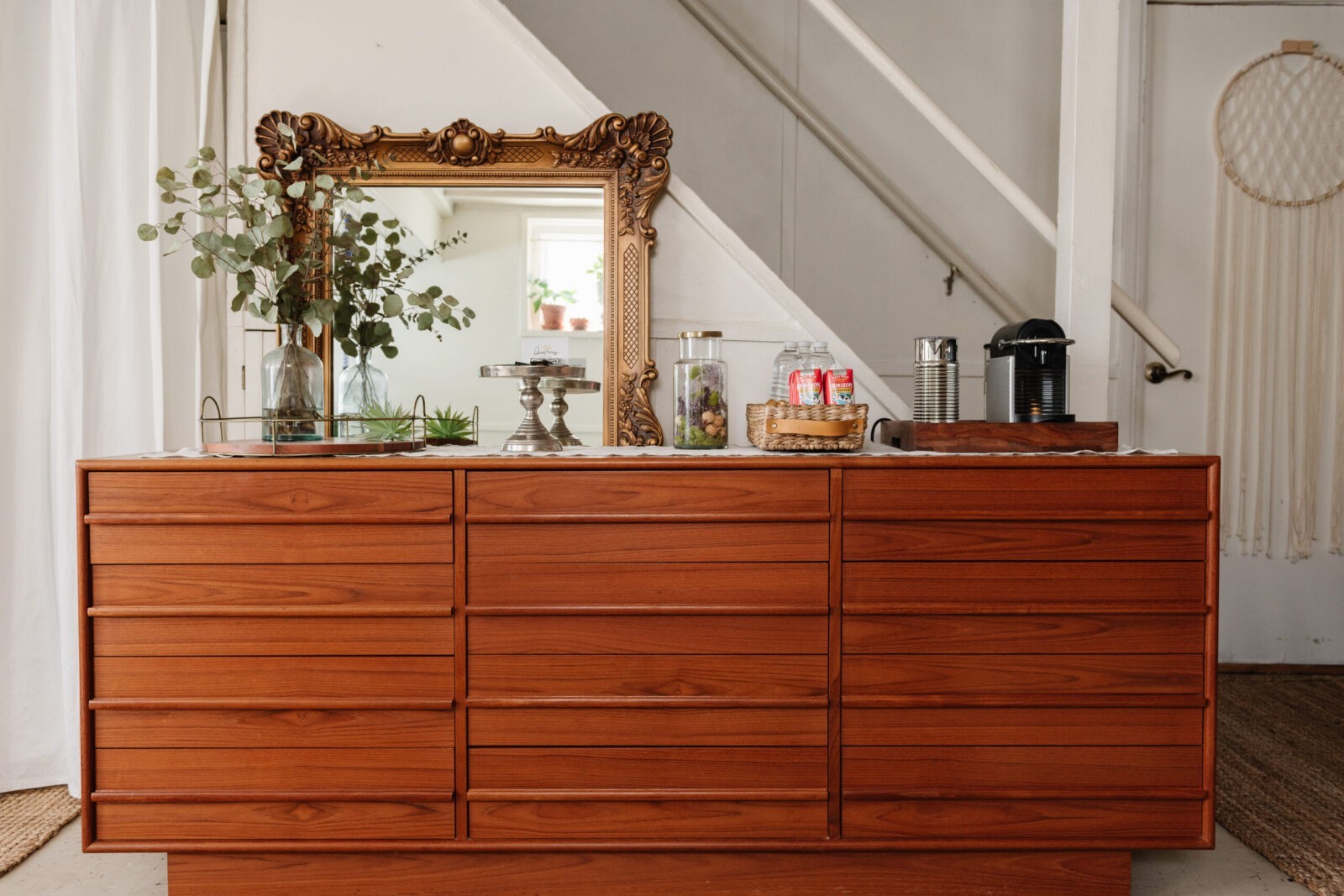 12 Must Haves to Create a Bohemian Studio - Laura Mares Photography