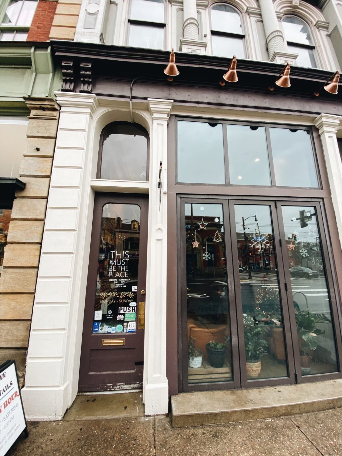 Comprehensive Anthology of the Best Coffee Shops in Pittsburgh