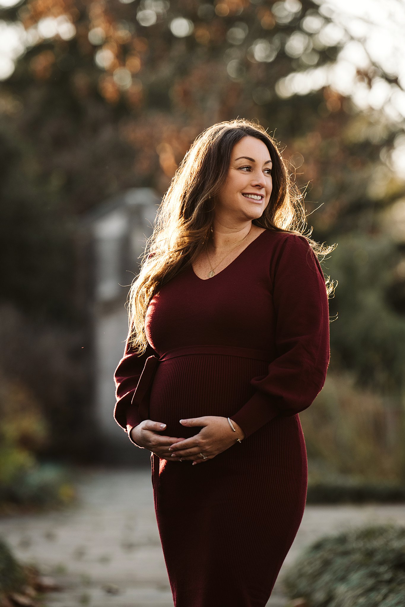 Maternity Portraits: Capturing the Glow at Mellon Park